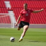 Para jogar no Grêmio, zagueiro Rodrigo Ely volta ao Brasil depois de 15 ...